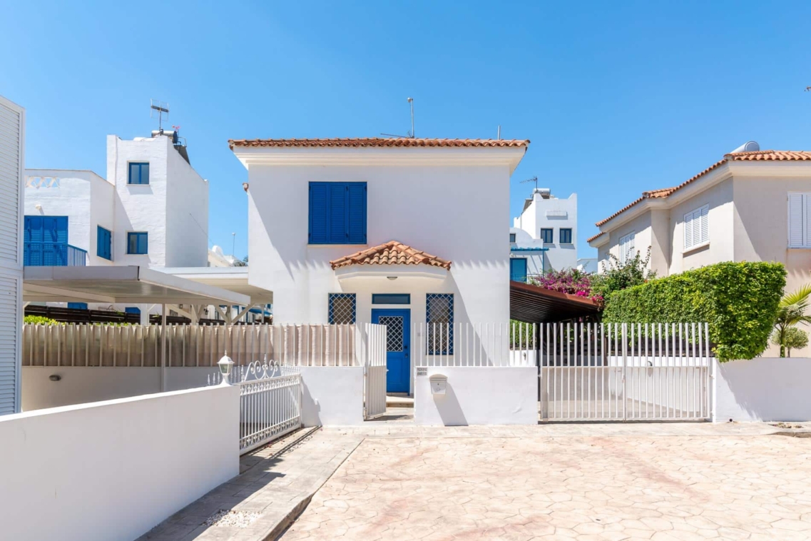 Villa Serena Springs by Ezoria Villas in Protaras, Cyprus by Ezoria Villas