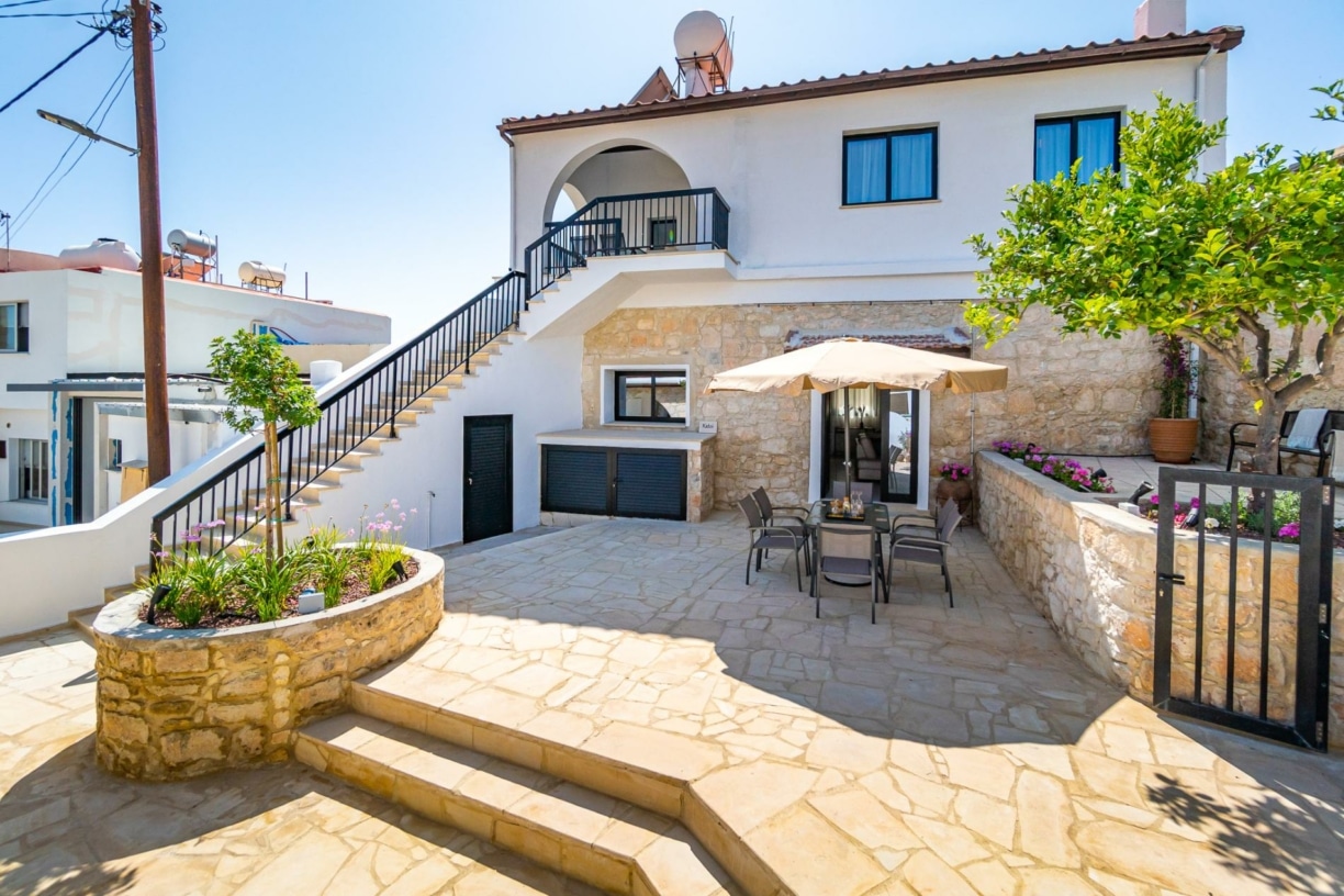 Kamara Guest Houses Anoi, Coral Bay - Sea Views - Ezoria