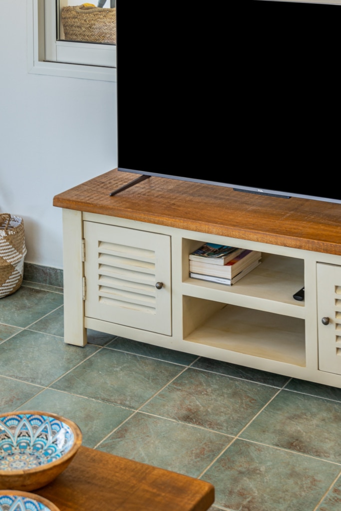 The Bridge Villa in Coral Bay, Cyprus - Family Villa - Ezoria